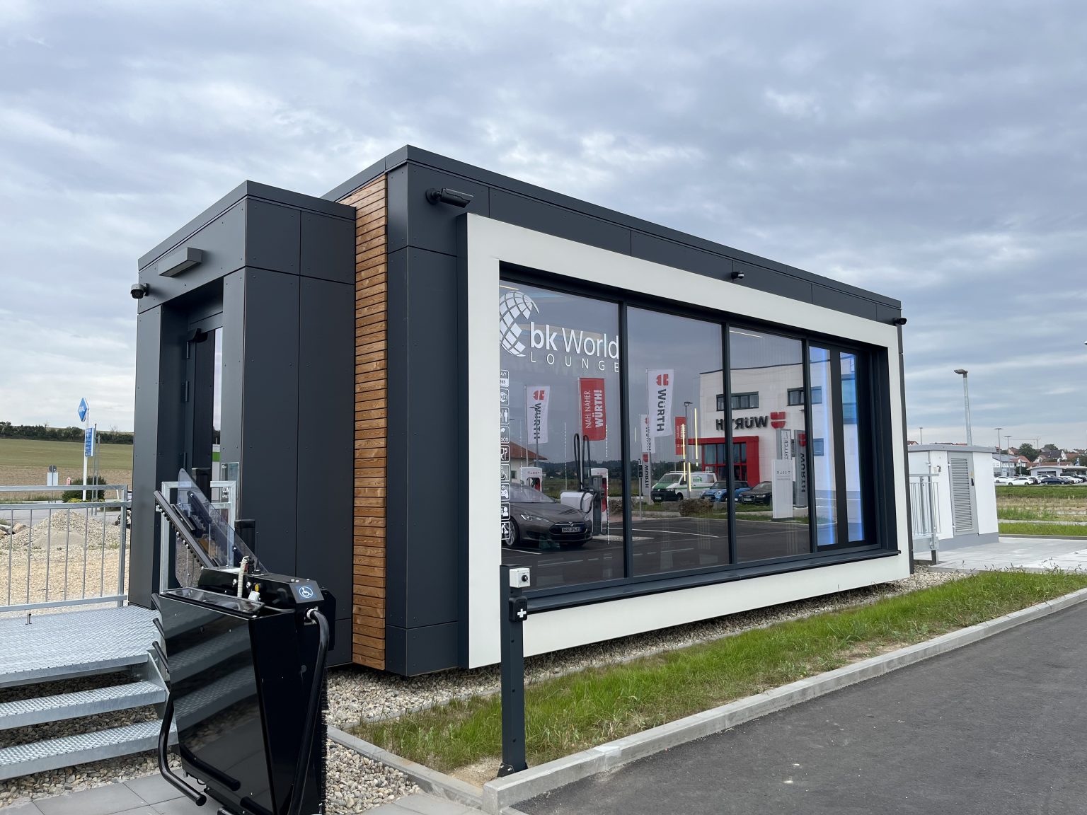 Lounge Standorte - bk World